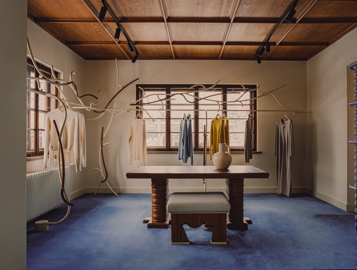 YinjiSpace - Paradowski Studio x Apropos Store